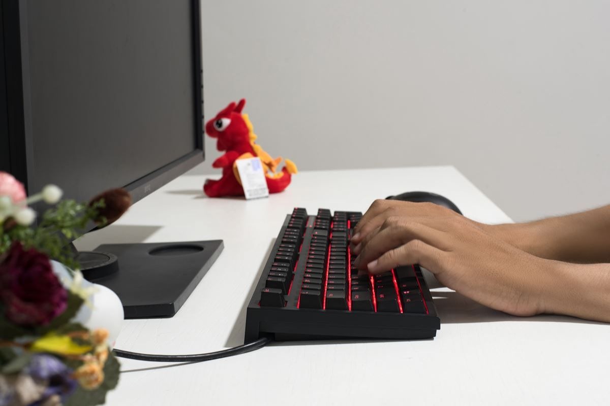 Bàn phím cơ TKL là gì? Top 5 bàn phím cơ TKL đáng mua nhất 2024